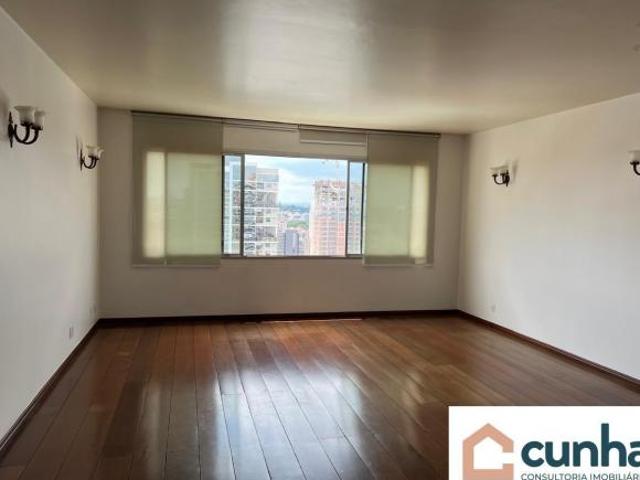 Um apartamento com excelente localização, aliado a planta e metragem espetacular, no bairro Cambuí