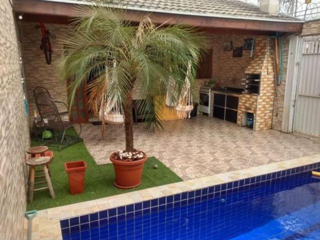 UM BELO SOBRADO NO VILLA BRANCA COM 3 DORMITÓRIOS