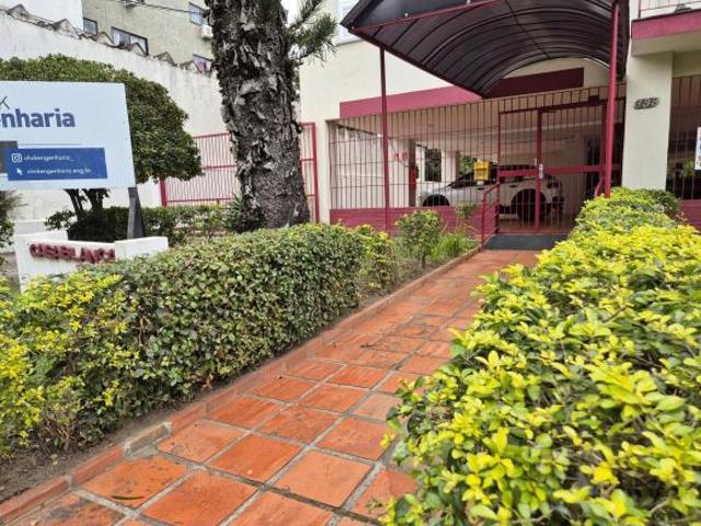 Um dormitório em 40m²