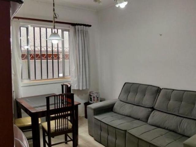 Um dormitório térreo sem garagem. Bom preço e local