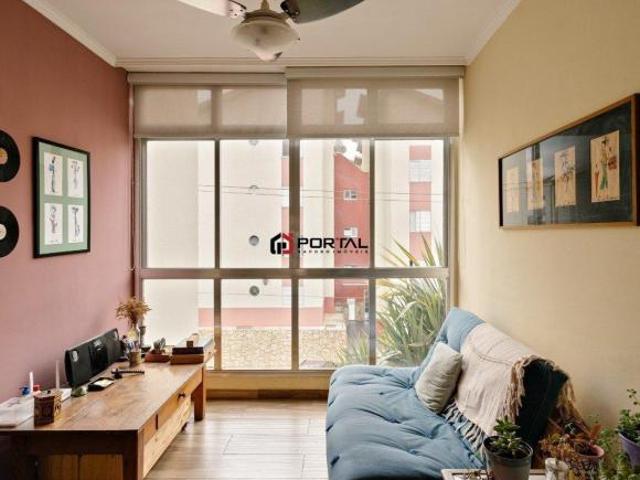 Um espaço que une conforto, funcionalidade e um toque especial de charme, ideal para quem busca um