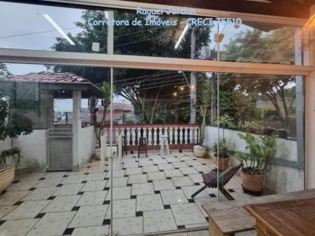 UM LINDO SOBRADO NO JARDIM NOVA FLÓRIDA