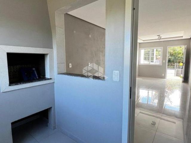 Um lindo sobrado novo pronto pra morar no América Farroupilha