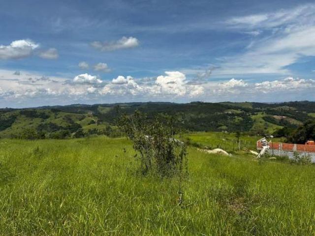 Um lugar para chamar de seu em São Roque — 1.000m² para viver com liberdade e exclusividade