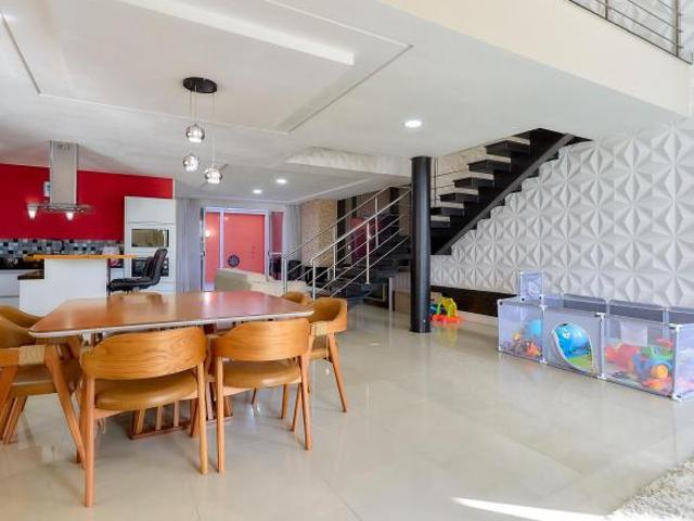 Um sonho de casa em Cond. Fechado no Santa Quitéria