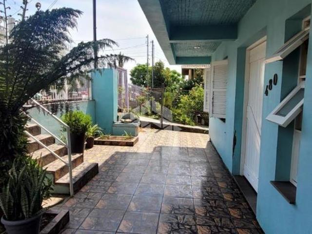 Uma casa 4 quartos, dois andares