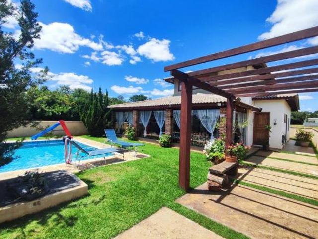 Uma Casa de Campo Especial, charmosa e completa Porangaba/SP