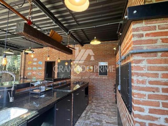 UMA CASA PARA CHAMAR DE LAR!