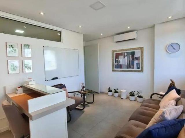 Uma excelente sala comercial no Hom Lindoia