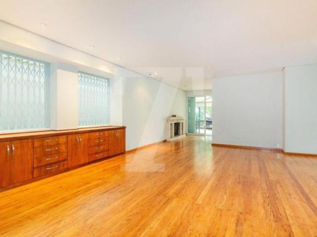Uma incrível casa reformada no Pacaembu