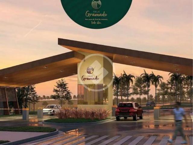 Uma oportunidade de ter sua casa de campo dentro da cidade, num excelente localização a 12 min do Ce