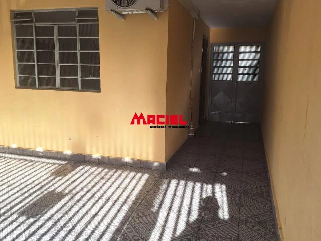 Uma oportunidade imperdível no Jardim Santa Inês I! Excelente casa em uma das melhores localizações do bairro, ideal para quem busca conforto, praticidade e qualidade de vida