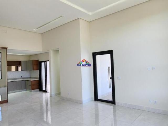UMA LINDA CASA TÉRREA ESPERANDO POR VOCÊ NO CONDOMÍNIO MARIA DULCE, EM INDAIATUBA!