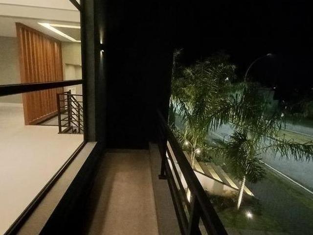 UMA LINDA CASA NO ALPHAVILLE II: UMA OBRA DE ARTE!