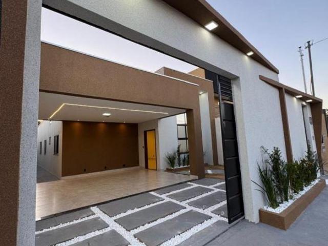 UMA LUXUOSA CASA COM CONFORTO E EXCLUSIVIDADE PRA VOCE E SUA FAMILIA
