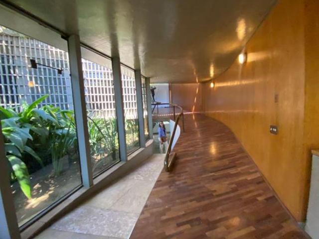 Oscar Niemeyer Uma residência que atravessa o tempo!