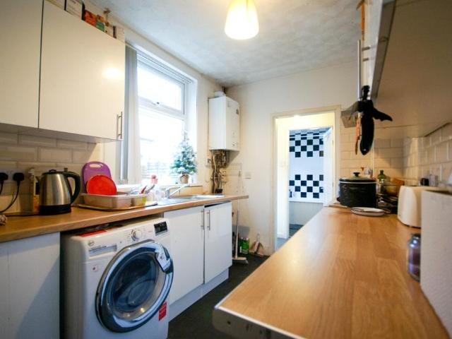 Umberslade Road, Birmingham B29 4 bed terraced house to rent £1,388 pcm £320 pw