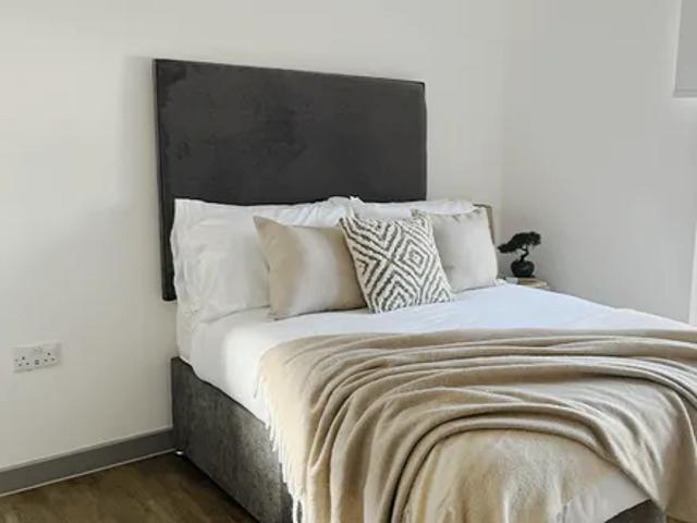 unnamed road, Birkenhead, CH42 3UN, United Kingdom | Room for rent #165752968 | Rentberry