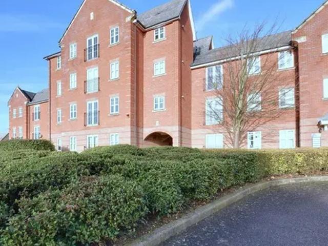 unnamed road, London, NW7 1HQ, United Kingdom | 2 bed apartment for rent #138514014 | Rentberry
