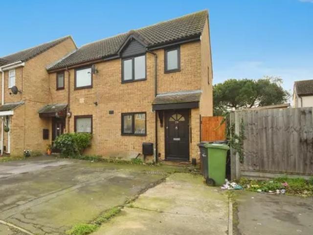 unnamed road, London, RM8 2QS, United Kingdom | 2 bed house for rent #139266979 | Rentberry