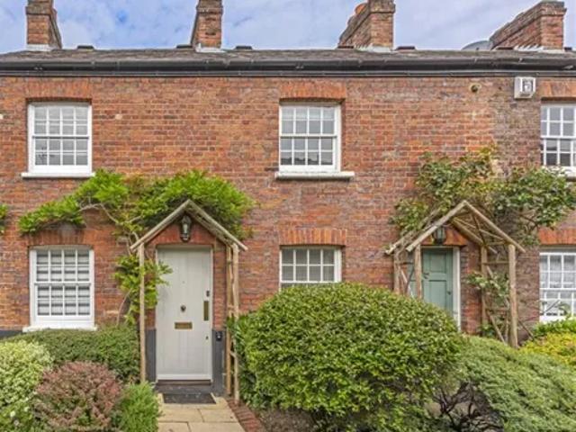 unnamed road, London, SW19 5BX, United Kingdom | 2 bed house for rent #136868658 | Rentberry