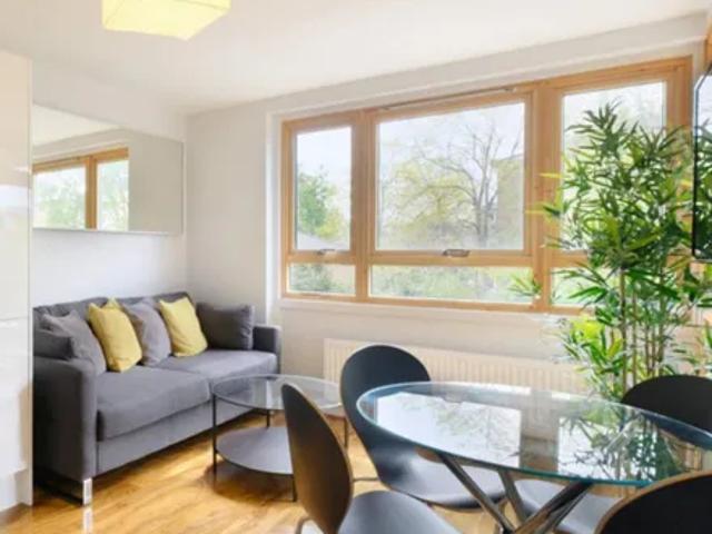 unnamed road, Stockwell Park, London, SW9 0BN, United Kingdom | Room for rent #155190529 | Rentberry
