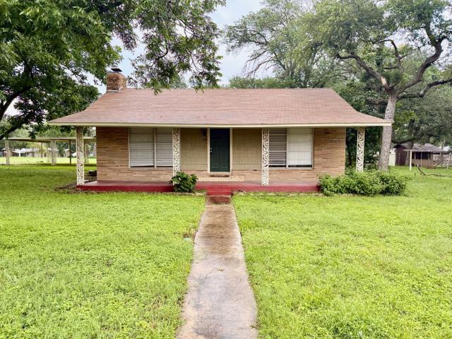 Unbeatable Location! Walk Across the Street to TXST Campus
