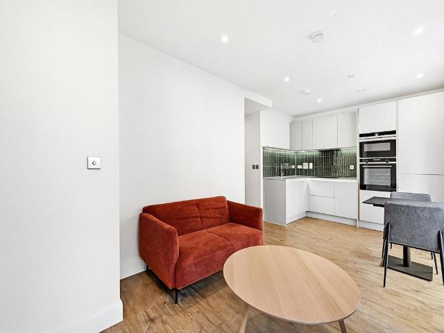 UNCLE Colindale, London, NW9 Studio to rent £1,784 pcm £412 pw