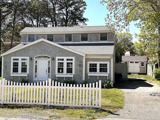 Uncle Henrys Rd, Mashpee, Home For Sale
