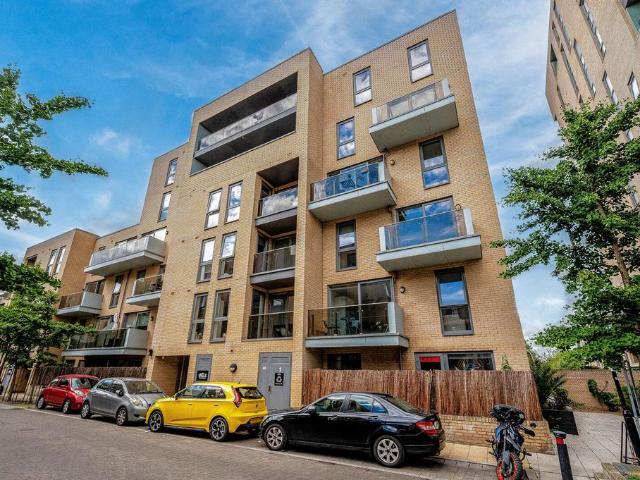 UNCLE New Cross, New Cross, London, SE14 3 bed flat to rent £3,000 pcm £692 pw