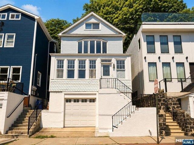 Undercliff Ave, Edgewater, Home For Sale