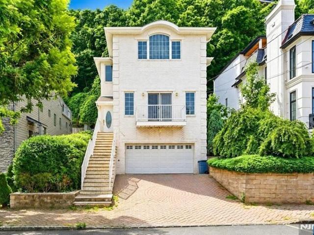 Undercliff Ave, Edgewater, Home For Sale