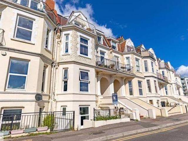 Undercliff Road, Bournemouth, 2 Bedroom Apartment