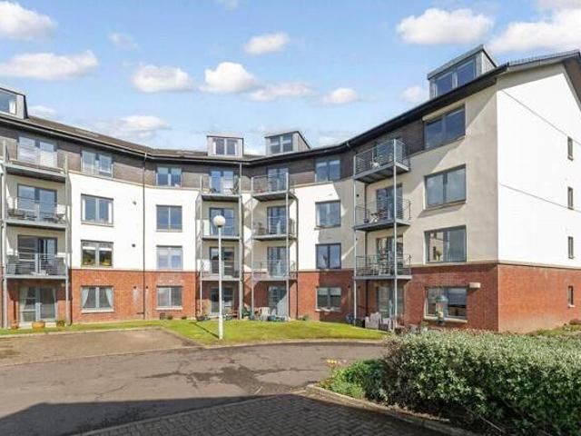 Undercliff Road, Wemyss Bay, 3 Bedroom Flat