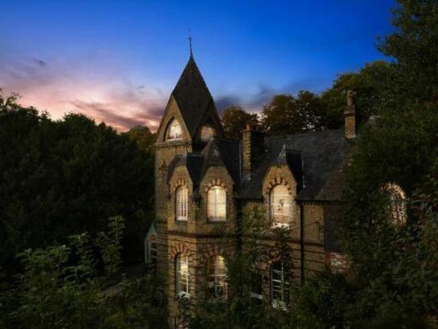 Undercliffe, Malling Street, 5 Bedroom Detached