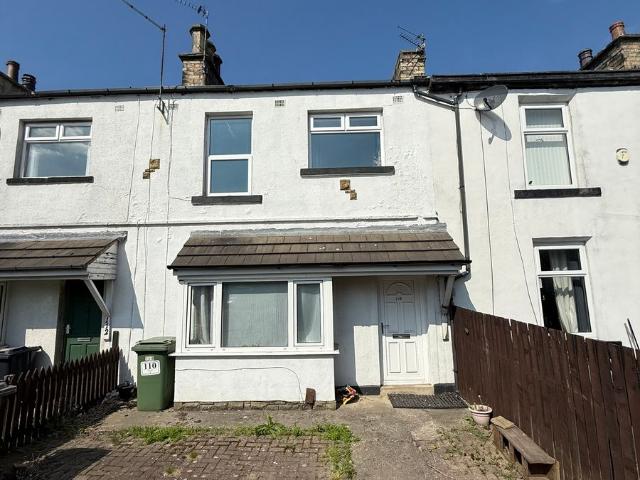 Undercliffe Road, Bradford BD2, Studio to rent, £450 pcm | PrimeLocation