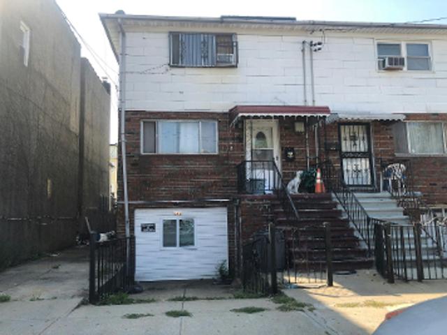 Underhill Ave