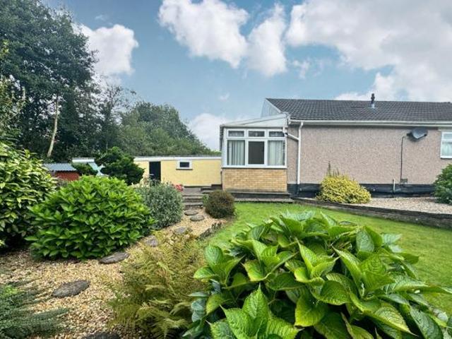Underhill Drive, Tonteg, 3 Bedroom Bungalow