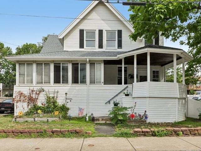 Underhill St Apt,winthrop, Condo For Sale