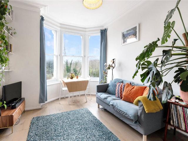 Underhill Road, East Dulwich, London SE22, 2 bed flat to rent, £2,100 pcm | PrimeLocation