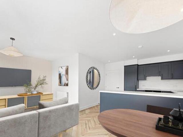 Underhill Road, London, 2 Bedroom Apartment