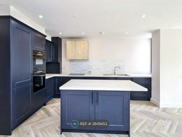 Underhill Road, London SE22, 2 bed flat to rent, £2,600 pcm | PrimeLocation