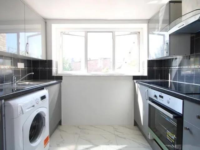 Undine Street, London SW17, 4 bed terraced house to rent, £3,300 pcm | PrimeLocation