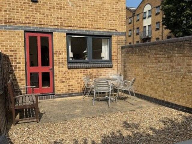 Undine Road, London, Greater London E14, 2 bed end terrace house to rent, £2,250 pcm | PrimeLocation
