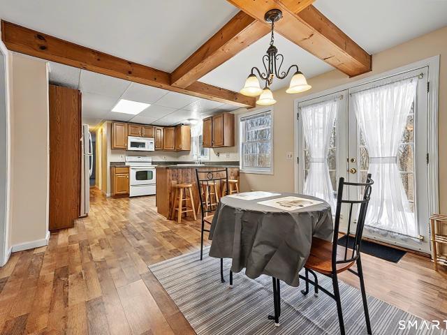 15 Indian Hill Ln, Unit B, Newtown, CT 06482 | MLS #24171