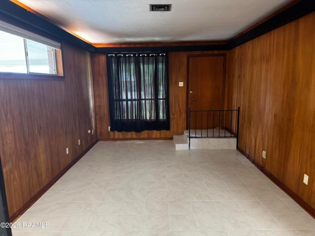 Undisclosed Address, Opelousas, LA 70570 | MLS #RA2600003
