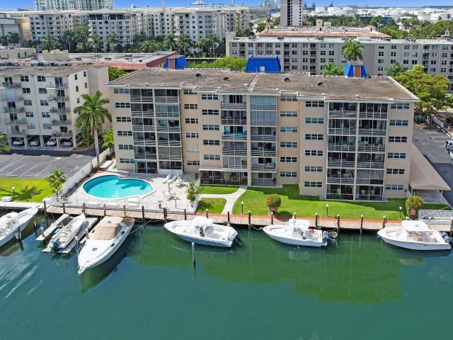 Undisclosed Address, Fort Lauderdale, FL 33316 | MLS #F10536
