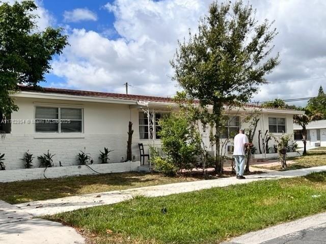 Undisclosed Address, Hallandale Beach, FL 33009