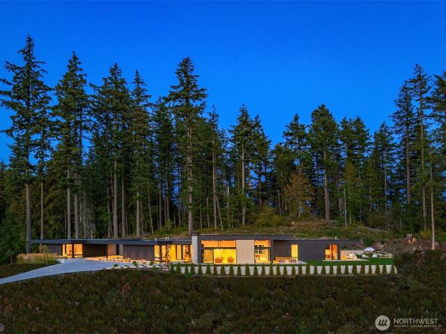 Undisclosed Address, Issaquah, WA 98029 | MLS #2450 | Compass