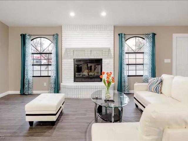 Undisclosed Address, Las Vegas, NV 89119 | MLS #2740